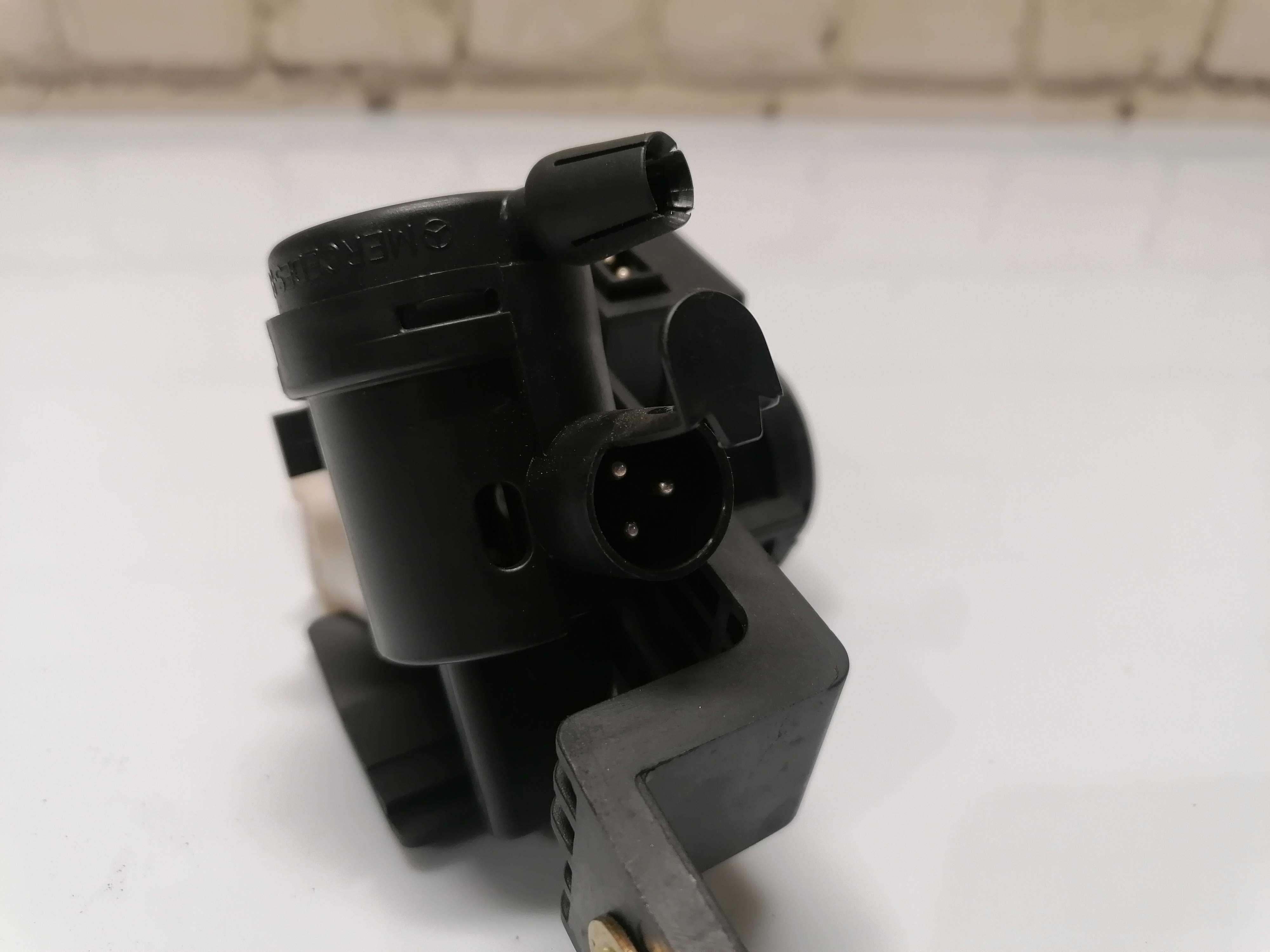 1297503691 - Tailgate lock kit | 164