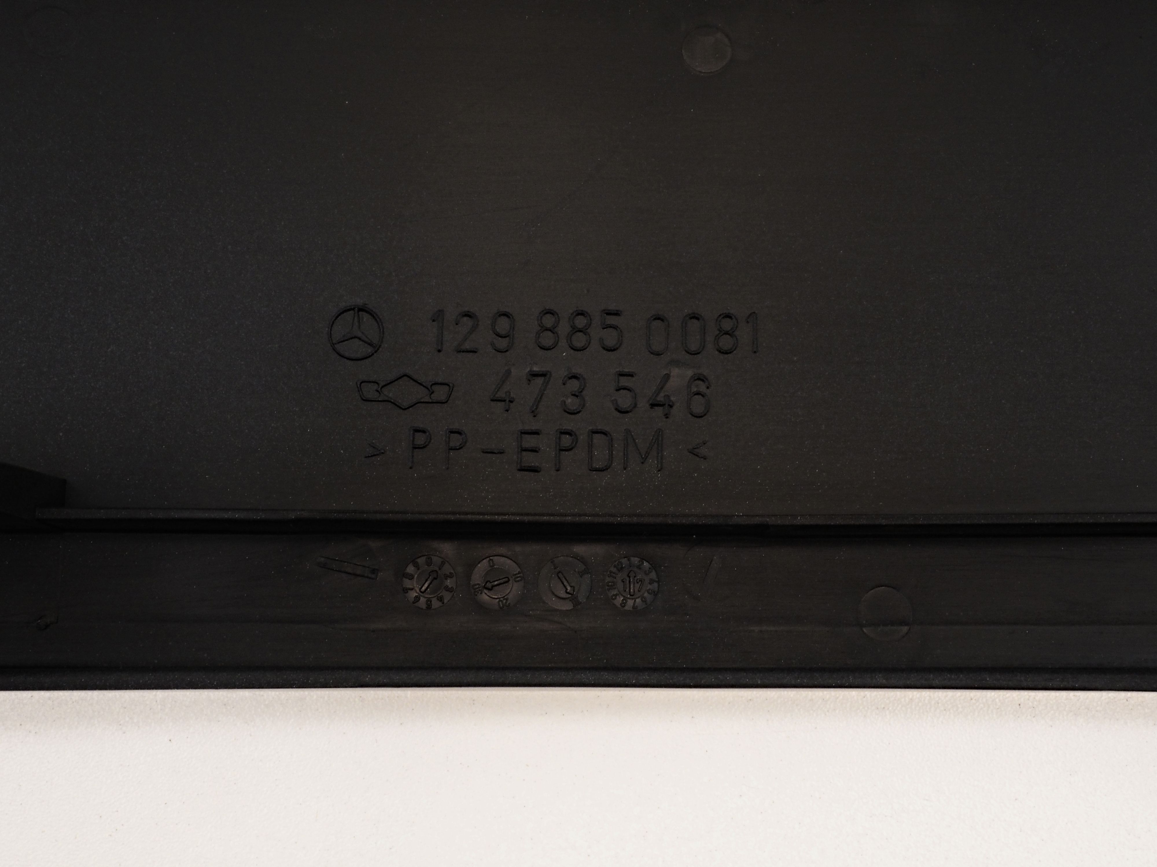 1298850081 - Prefacelift front bumper license plate holder | 3569