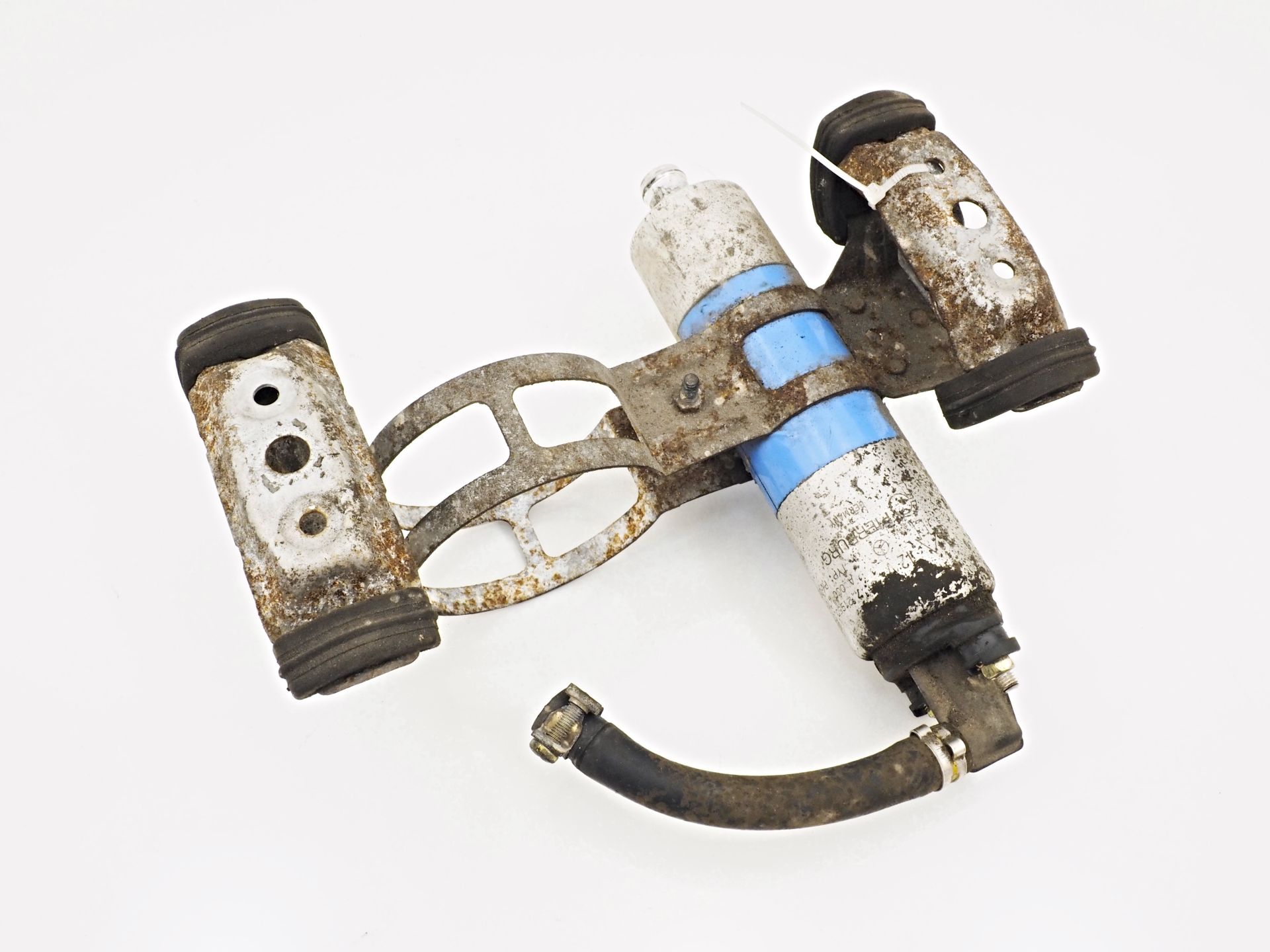 0004706094 - Electric fuel pump whit bracket | 1577