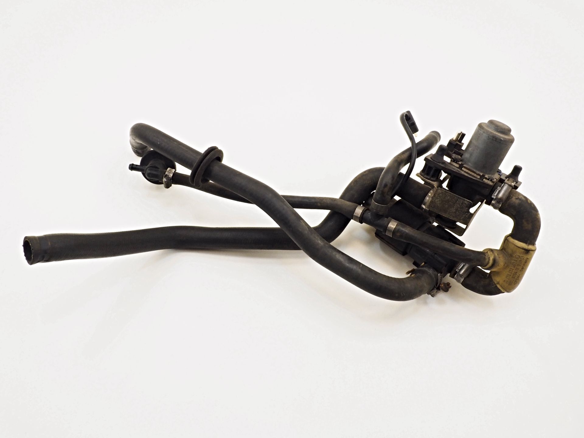 0008307284 - Heater control valves | 3390