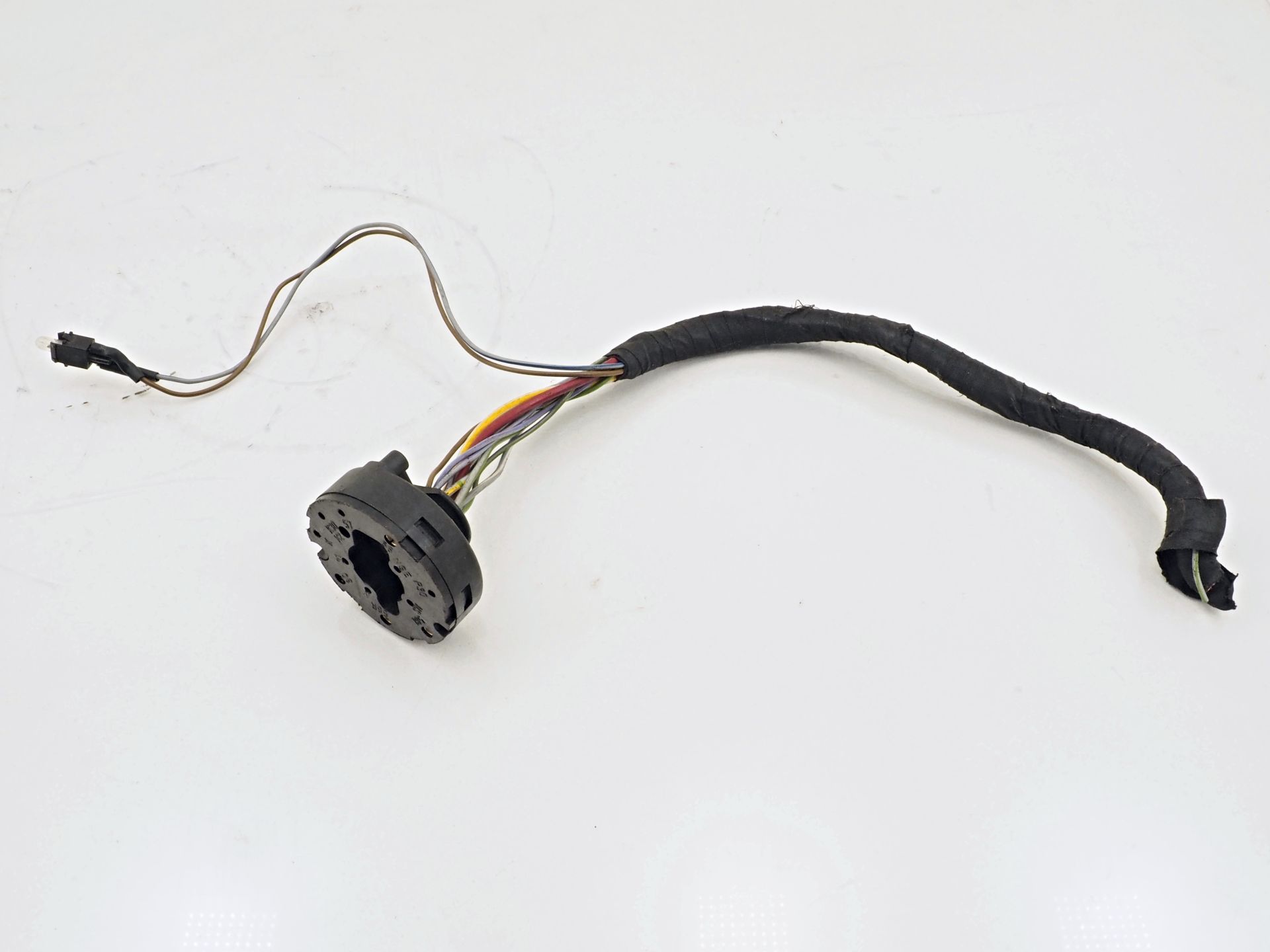0145456428 - Light switch connector | 2236
