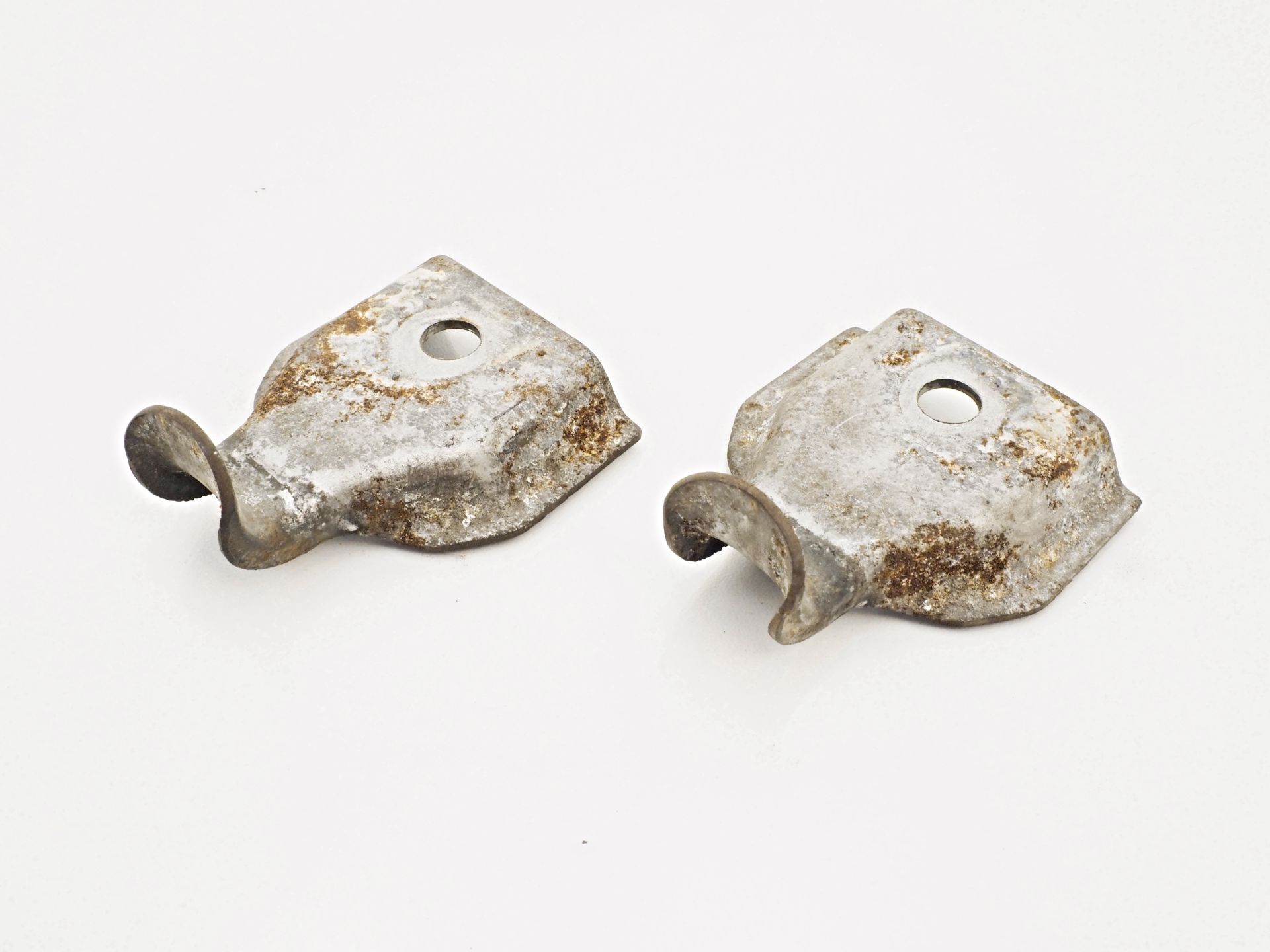 1294920841 - Exhaust holding bracket | 1619