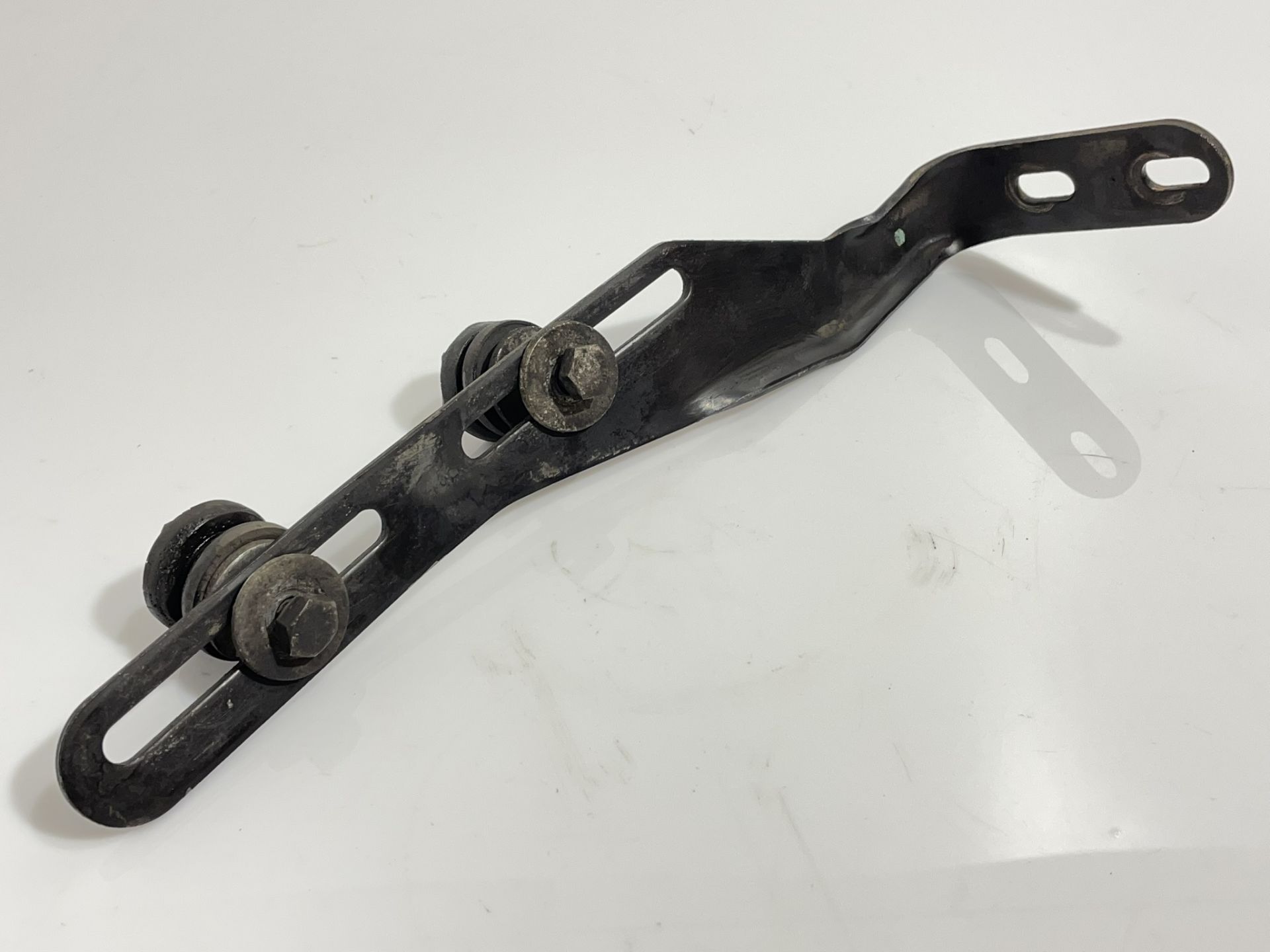 1294922141 - Exhaust manifold bracket | 460