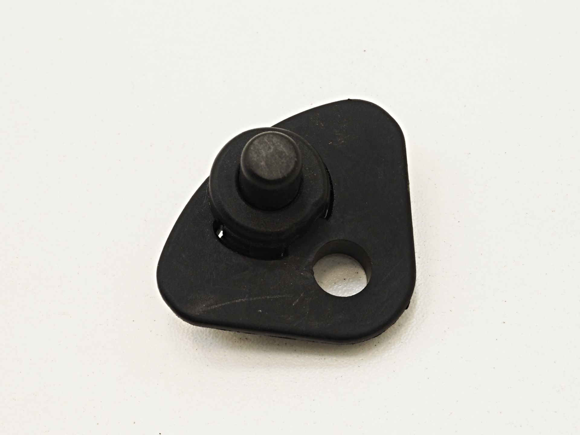 1296900011 - Trunk latch striker plate | 3540