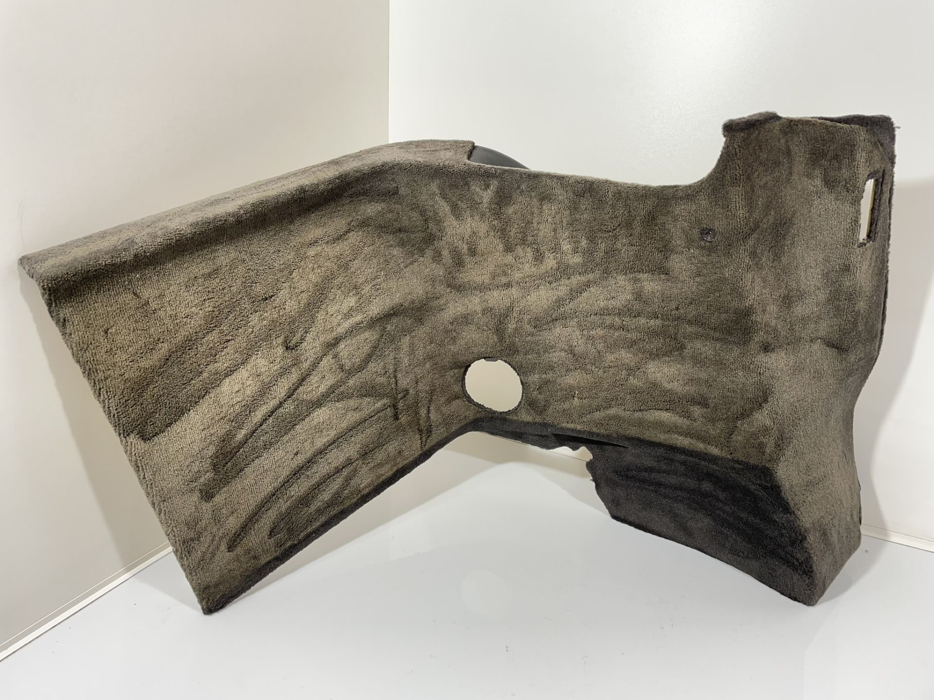 1296901741 - Interior rear left side panel | 747