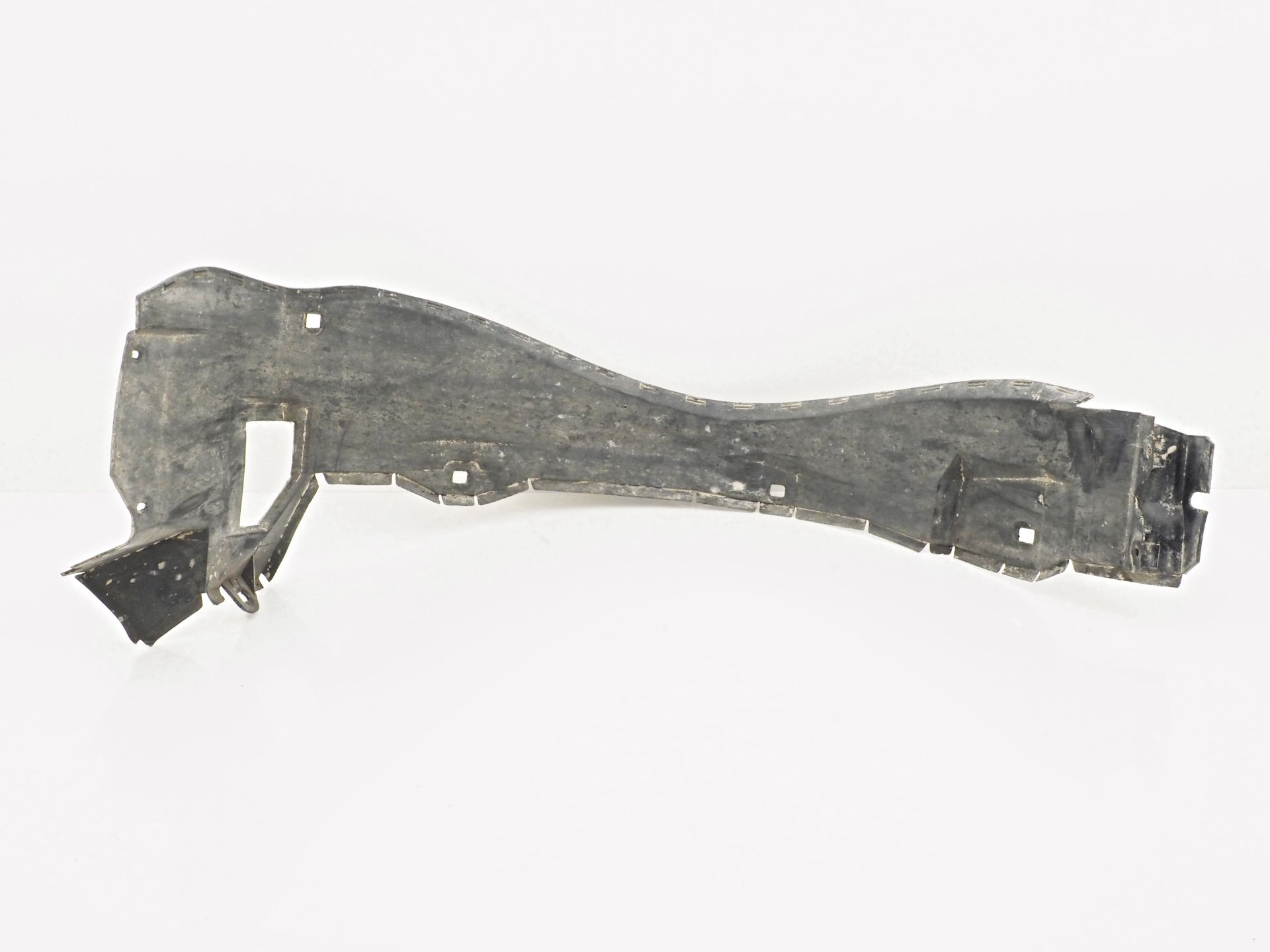 1296980430 - Wheel arch liner right side | 1623