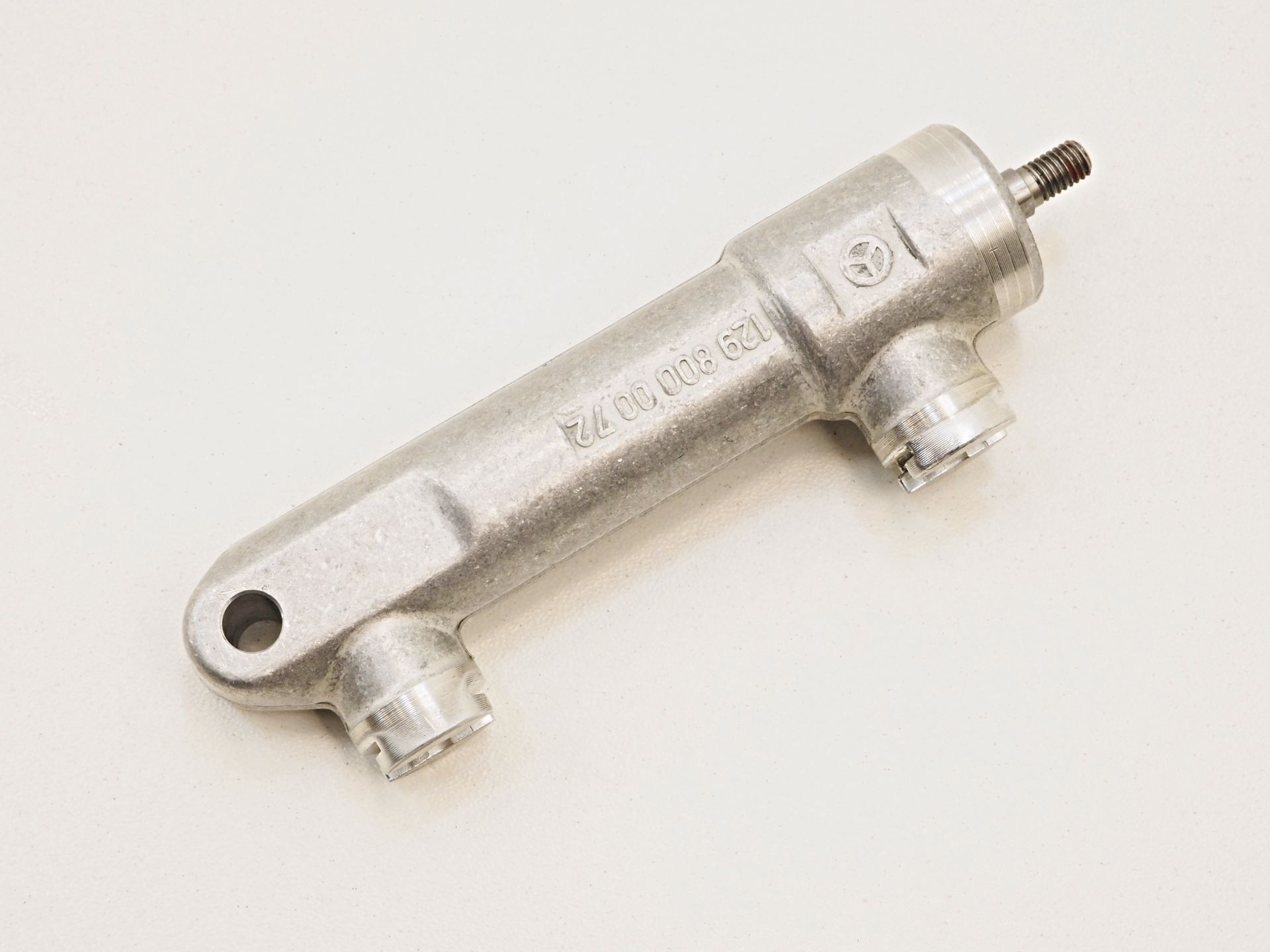 1298000072 - Rear lock latch cylinder | 3498