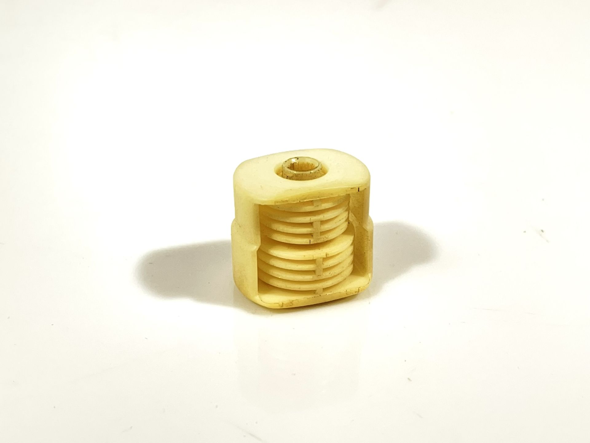 1299100396 - Seat motor connector | 664