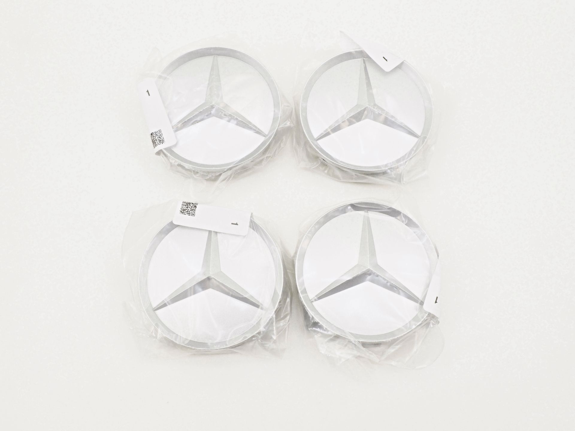 2014000425 - Wheel center hub cap set of 4 pieces | 1606
