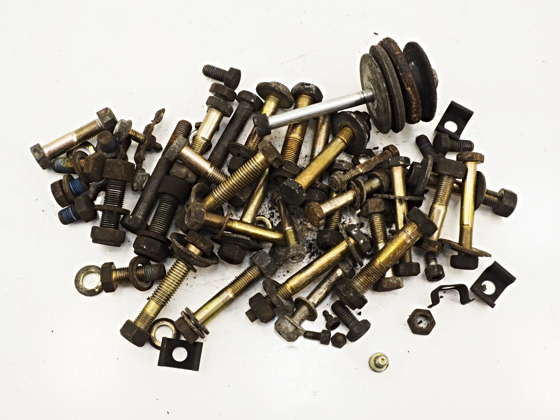 N000961012219 - Suspension screws | 3548