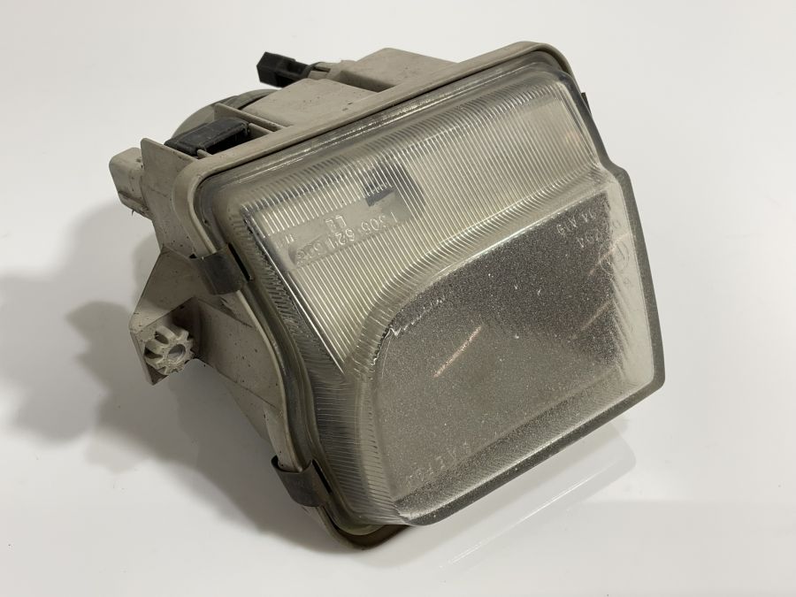 1298201156 - Fog light front left | 532